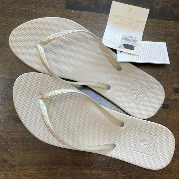 Reef | Shoes | Reef Escape Lux Metals | Poshmark
